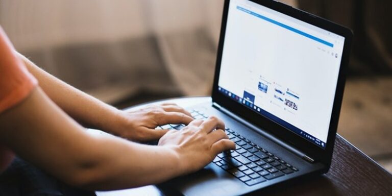 9 Cara Mencerahkan Layar Laptop Acer yang Mudah dan Cepat! - Semarsoft